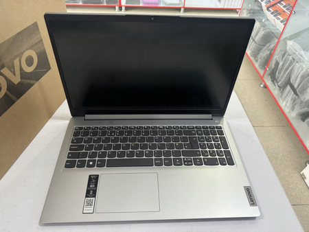 3 kun ishlatilgan lenovodan keldi ideal yangidek 3 dona bor ssdlik