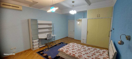 New building 4 room Sodiq Azimov street behind Bleckstar burger