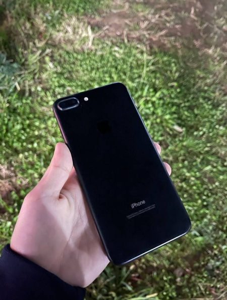 IPhone 7 plus 128Gb srochna