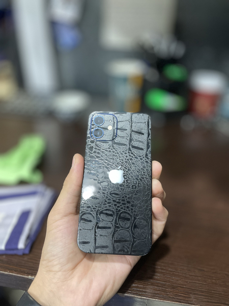 Iphone 12 ideal