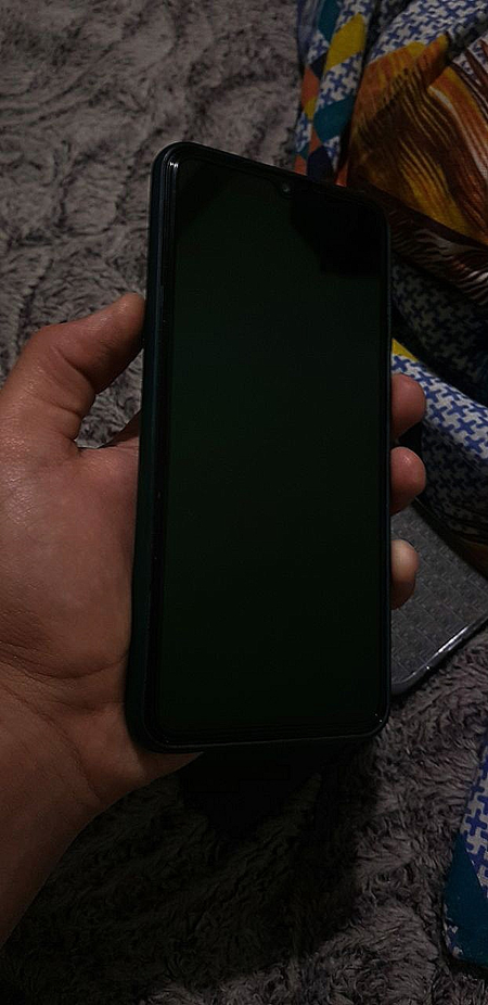 Samsung galaxy 13 tinniq holatda