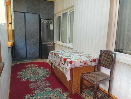 Продается 3х комнатная квартира 2этаж Юнусабад(м999)