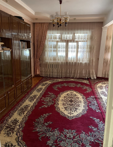 Sergeli 3 4 xonali Maklerskiy bor