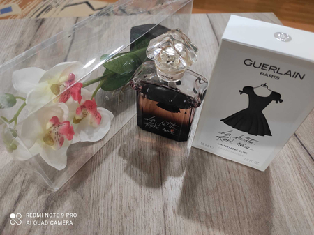 Прфюм La Petite Robe Noire Guerlain примерно 35 мл из 50 мл