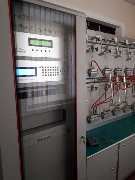 Продается стенд СИ HS-6303