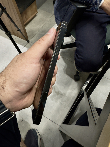 Sotiladi iPhone 14 Pro Max 256 Gb. LL/A