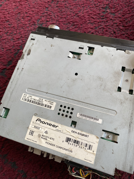 Pioneer mafon sotiladi deh-s5050bt blutuzli