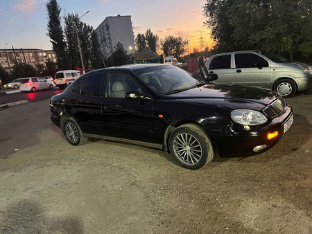 Daewoo Leganza 1997, седан, 1 поколение, V100