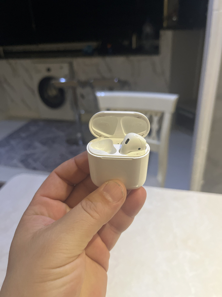 Airpods наушники состояние б/у