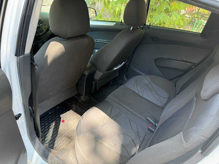 Chevrolet Spark в отличном состояние