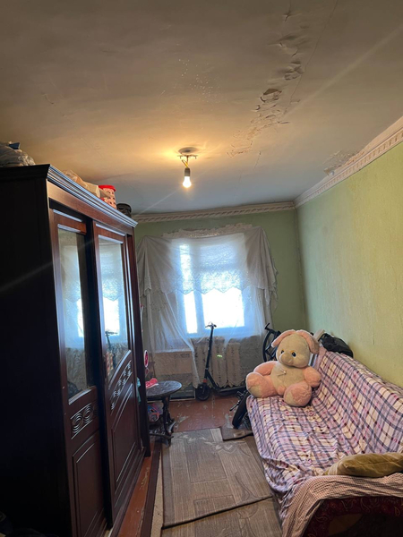 Срочно Своя Прадается Академ городок 3х комн -переделаная 4х комн 69м2