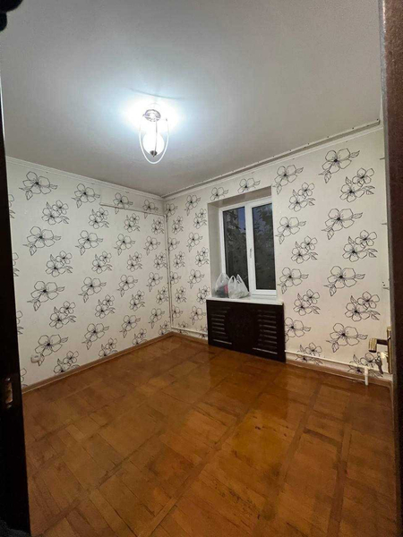 Продается 3/4/4 на Ц-2 Ор-р: Алайский рынок. 17 школа