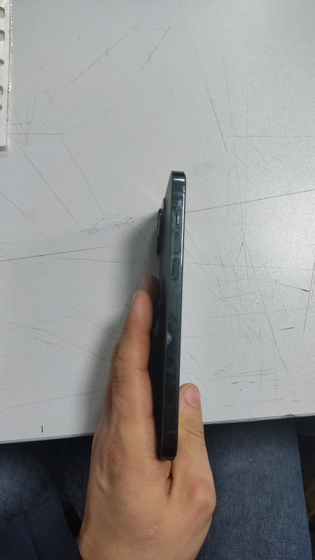 Iphone 13 pro max 128tali 580$