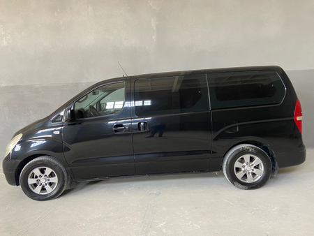 Hyundai H1 Grand starex 7 мест минивэн