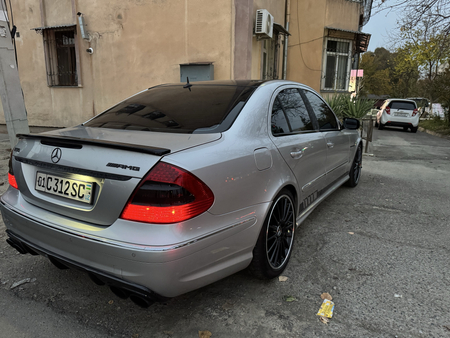 W211 AMG body kit e55  DIZEL MOTOR