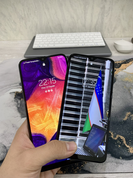 Ideal Telefonlar ikkalasi arzonga