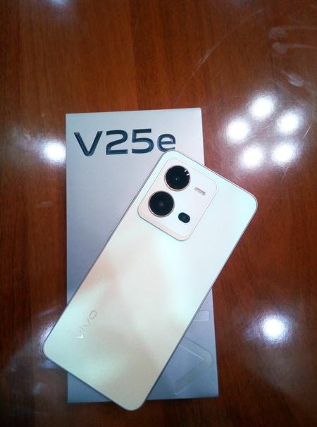 Vivo V25e yangi garantia bo