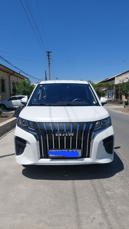 Baw m7 avtamat 2023-24 yil oq toza prapan 19000 y  halol nasiya naxtga