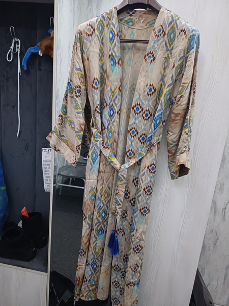 Продаётся женская длинные кардиган