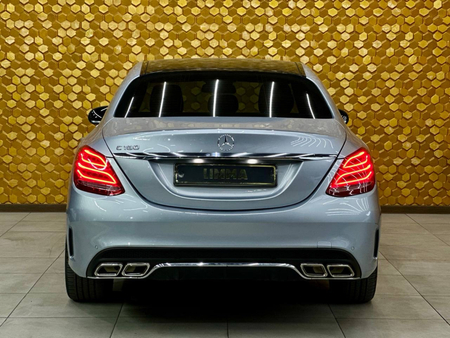 Mercedes-Benz W205