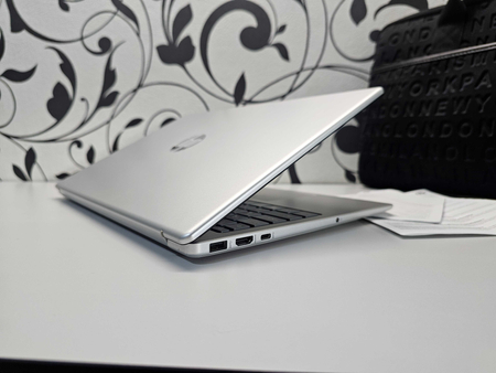 ПРОДАМ HP Laptop 15S-FQ5019 Ноутбук Core™ i3-1215U/8GB/256SSD/15.6