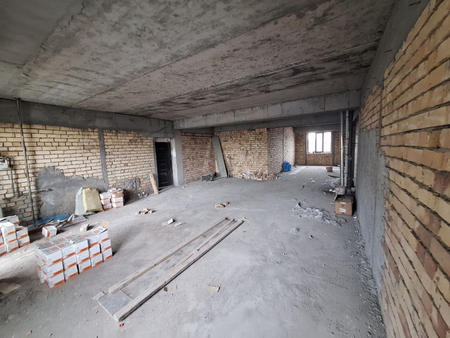 Продается 2 в3/3/9 в Новостройке на Сергели