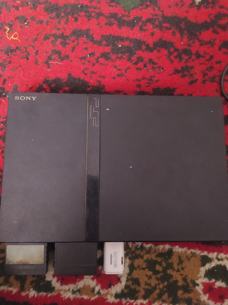 Продам PlayStation 2 slim