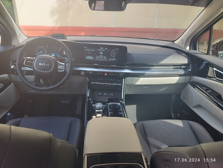 Свой Kia Carnival Luxe