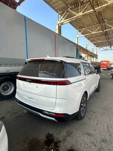 KIA Carnival 2023