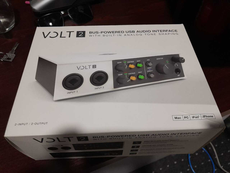 Звуковая карта universal audio volt 2