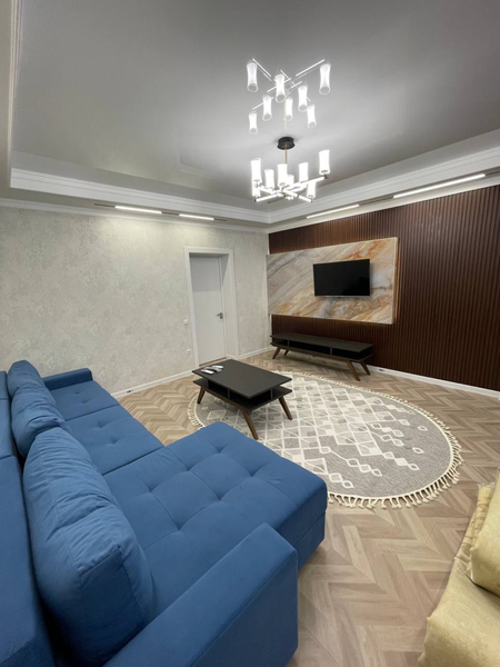 Сдаётся Айбек метро Ор-р Точка Вукус Упаковка Квартира 3/комнатная