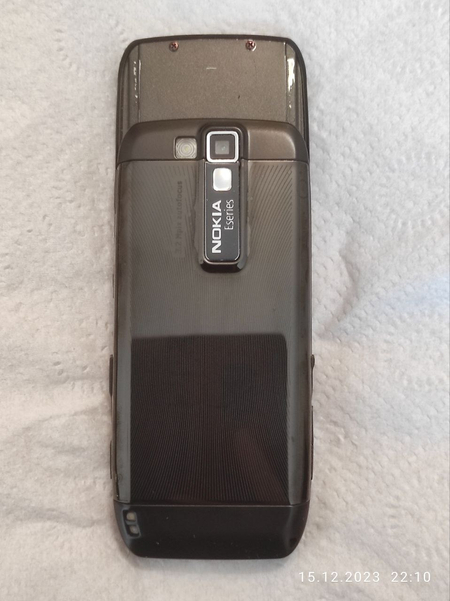 Nokia E66 Регестрации IMEI есть.