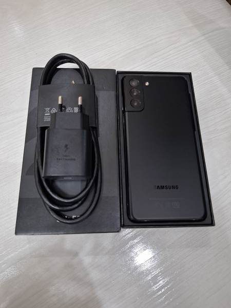 Samsung S21Plus 8/128