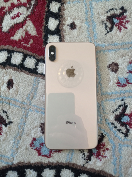 Iphone XS Max 64gb telefoni iclot tushgan