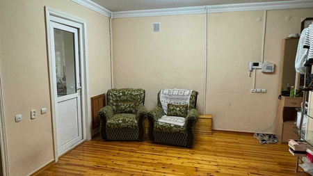 Срочно продается 2/3/4 квартира 53 кв.м Ор-р: метро Ганга