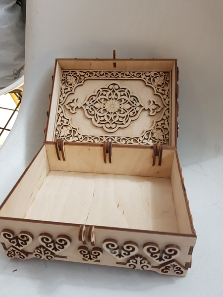 Шкатулка для драгоценности