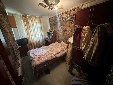 Продаётся 3х комн квартира на 1 этаже Ор-р Русалка