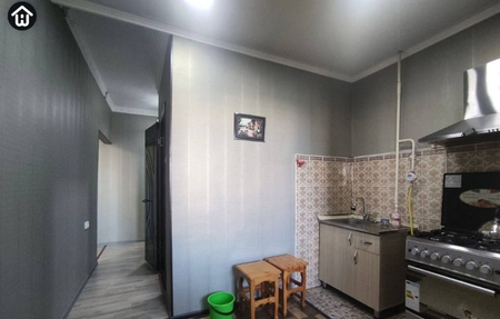 Срочно прадажа квартиру Сергеле 1 удар уйимиз 2*6 балкон