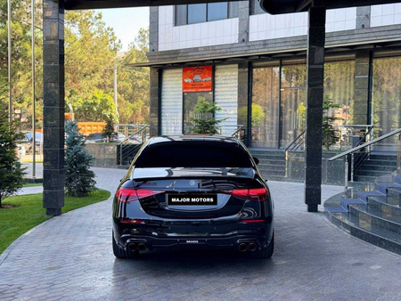 Автомобиль Mercedes-Benz W223 S500 4MATIC + BRABUS body kit