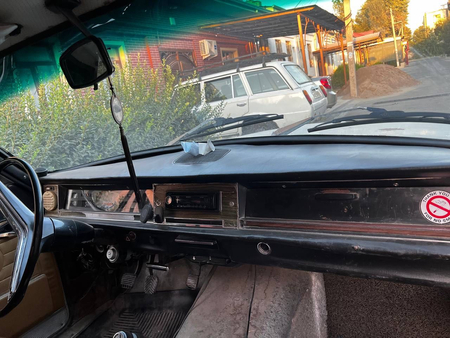 volga 2401 gazbalon bor pritsepi bn sotiladi