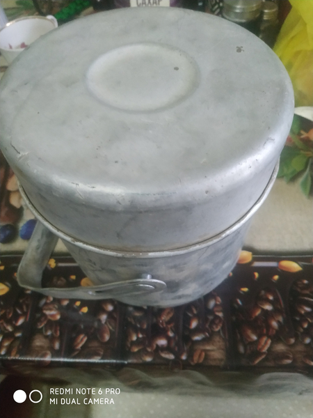 Продаётся примус шмель ,ампервольтомметр АВО 5