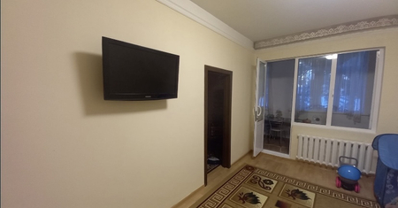 Yunusobod 8 kv 3 xonali kv oilaga beriadi