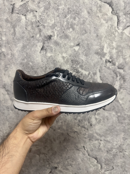 Cesare Paciotti.Made In Italy