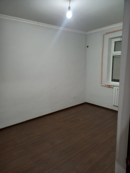 Sirdaryo shaxar sobir raximovda kotej sotiladi arzon va zudlik bilan
