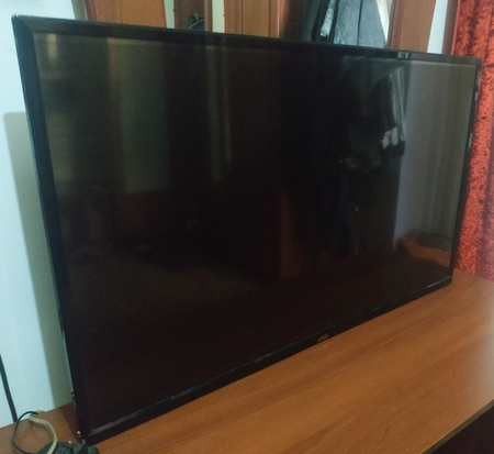 Artel 43 televizor sotiladi