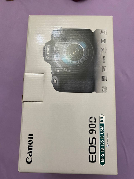 Фотоаппарат Canon EOS 90D