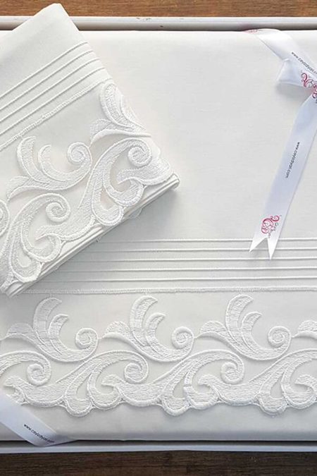 СВАДЕБНЫЙ  Комплект «Çeyiz » Турция (4предм) Украшен француз.кружевом