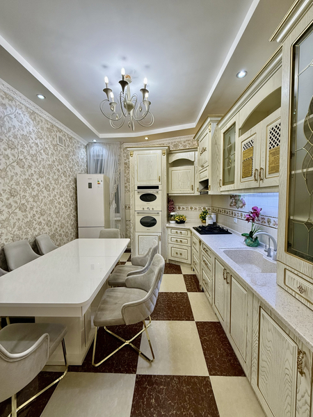 Срочно продается 5 ком Евро Люкс квартира на Сергели ИНДЕКС базар