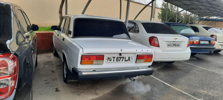 Тозза мошина хамма иши буган