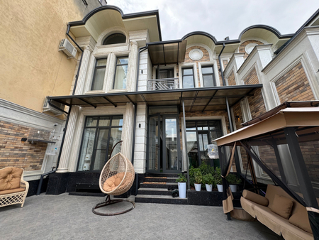 Yunusobod  280.000$ uchastka sotiladi Amerika posolstva 1.5 sotik